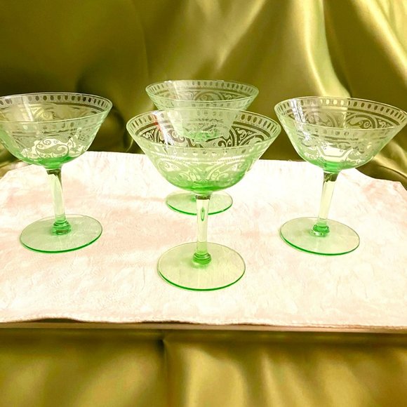 Vintage | Kitchen | Vintage Green Depression Glass Set Of 4 | Poshmark